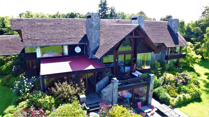 Impresionante Casa Con Vista Al Lago Y Volcanes - Chile
