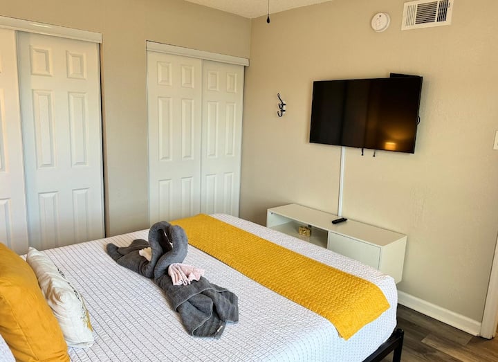 Gulfport 2 Br Apt / High Speed Internet. - Gulfport, MS
