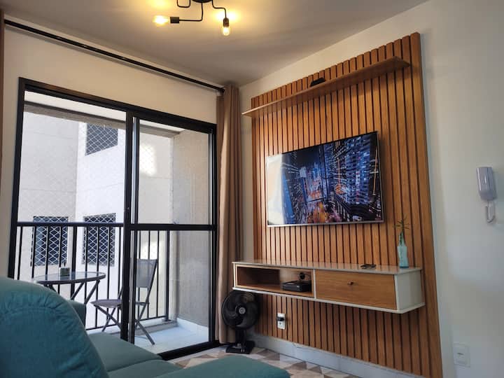 Apartamento Contemporâneo, Funcional E óTimo Local - Liberdade