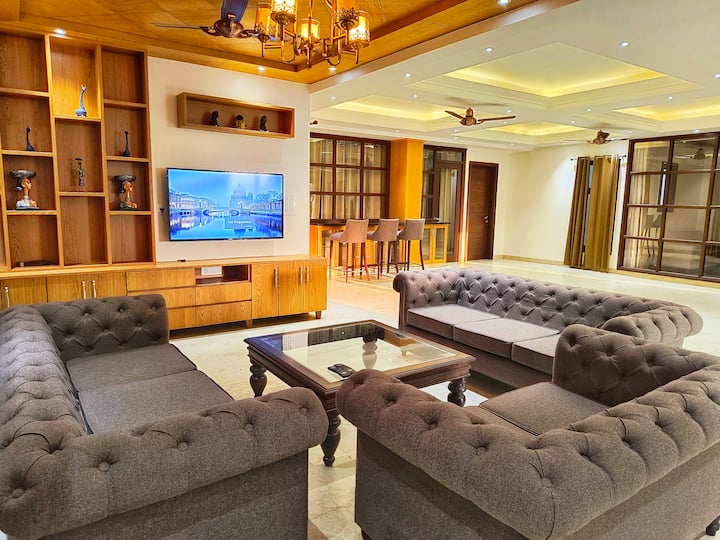 The Crown: 5 Bedroom Penthouse - Rishikesh