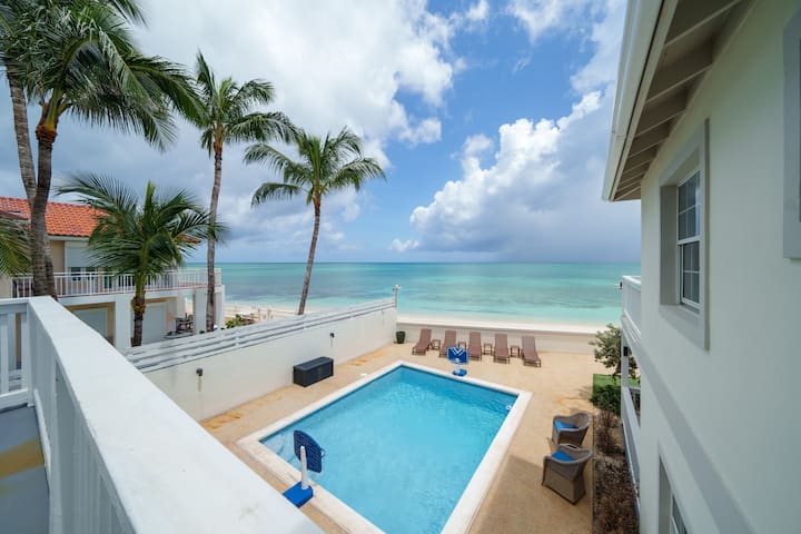 Beachfront Gem - Unit 5 - Nasáu