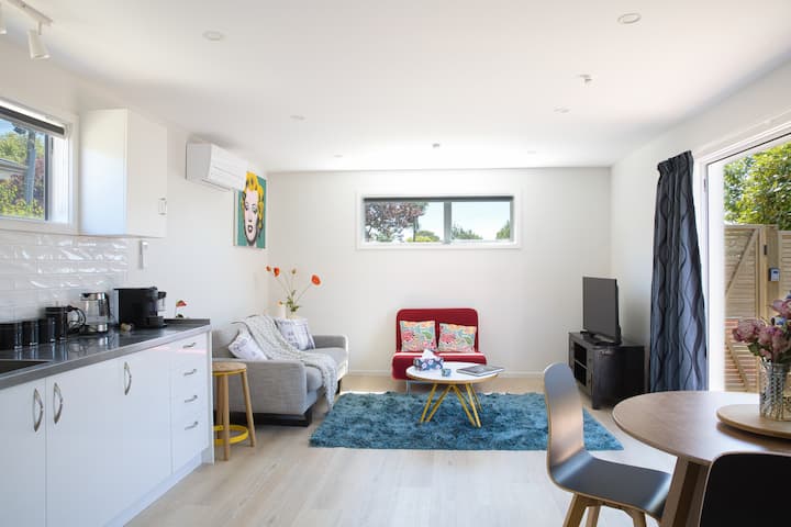 Classy Modern Unit 6 Mins From Airport & Shops/bus - Christchurch, New Zealand