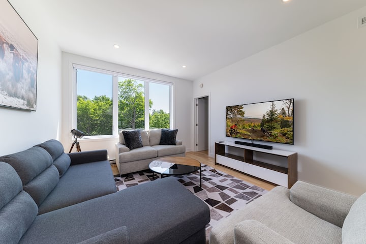 Chalet Grande-pointe 25 | Spa Vélo Ski | Le Massif - Baie-Saint-Paul, QC