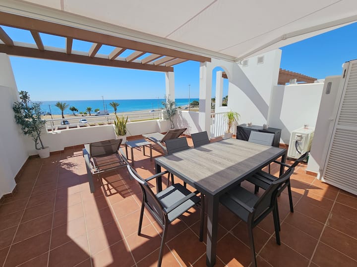 Front Line Apartment With Fibre Optic And Pool - Mojácar