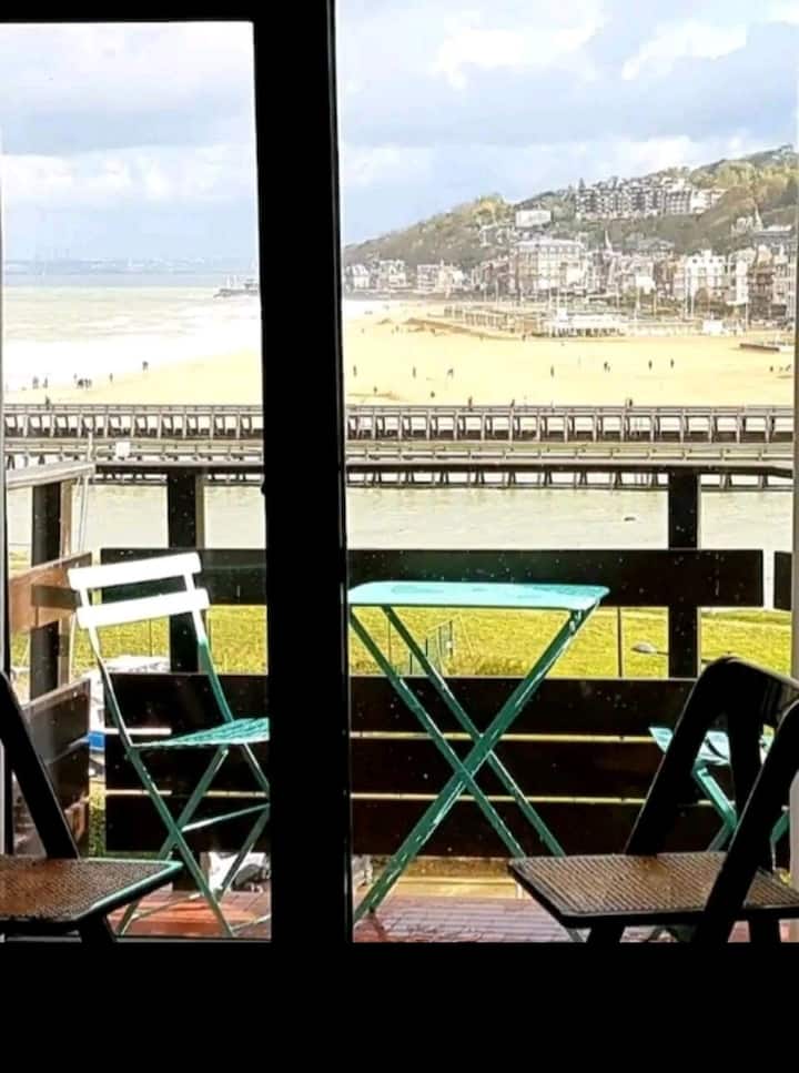 Studio Avec Balcon Sur La Mer - Deauville