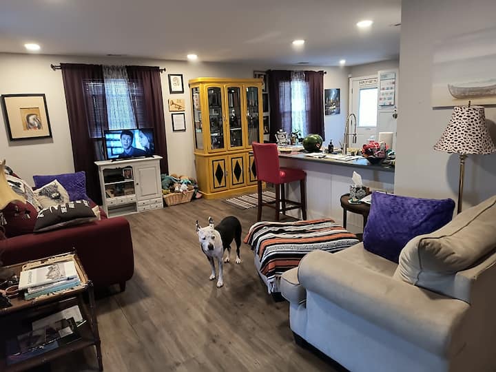 Cozy Cottage - Savannah, GA