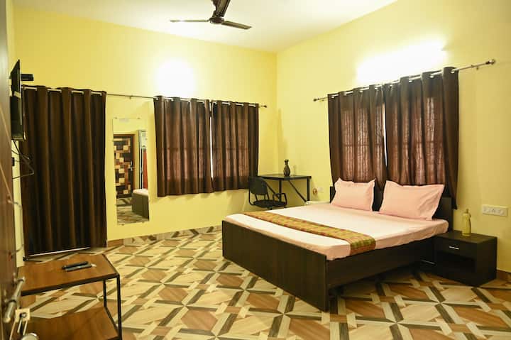 Neerja Guest House - City Of Spirituality. - Varanasi