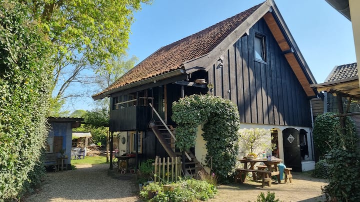Sfeervol Houten Theehuis - Veenendaal