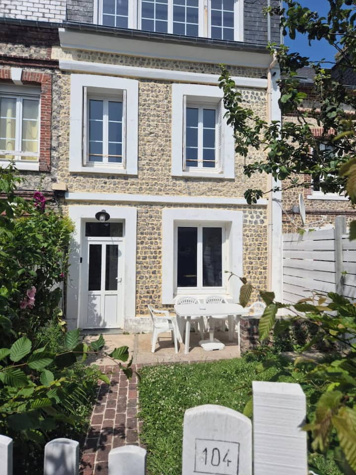 Maison De Village Typique De La Côte D'albâtre - Yport