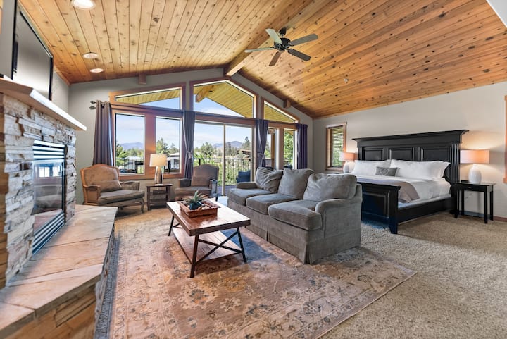 Luxury King Suite W/fireplace And Spa Bath - Winthrop, WA