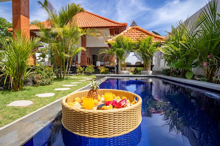 Brand New Villa, Huge Pool+garden, 2 Bdr, Canggu - Seminyak