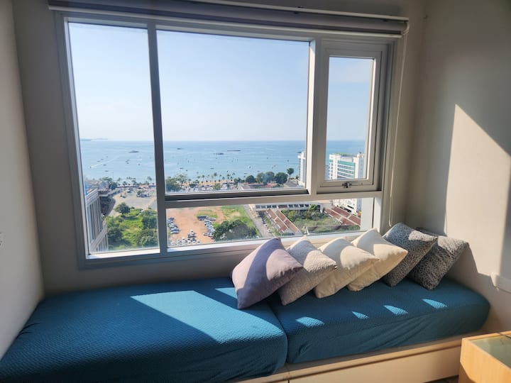 海景中心海高层正海市中心可办公步行街海滩能做饭无边泳池健身房度假交友 - Pattaya