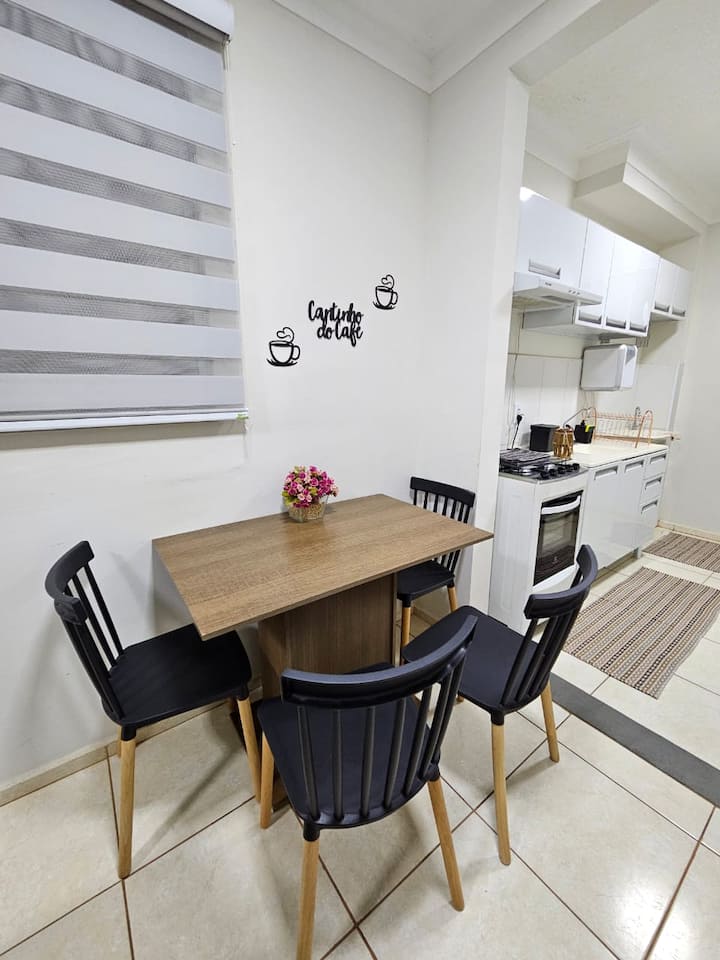 Ap Confortável Com 2 Quartos Prox. Hosp. Estadual - Franca