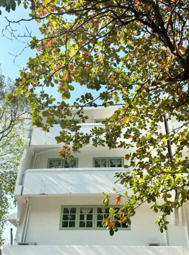 Loft Green Bangkok Friends Or Family Room (Max 6) - Bangkok