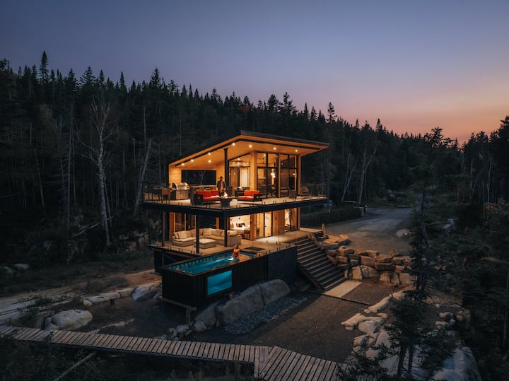 Le Yak. Bassin Thermal Grandiose Et Petfriendly - Quebec City