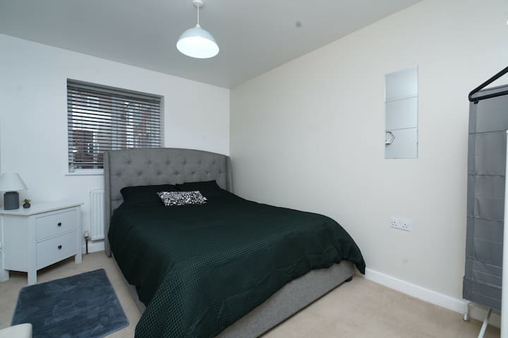 Luxe&stylish Luton Centre 2bed Apt W/ Patio+wifi - Luton