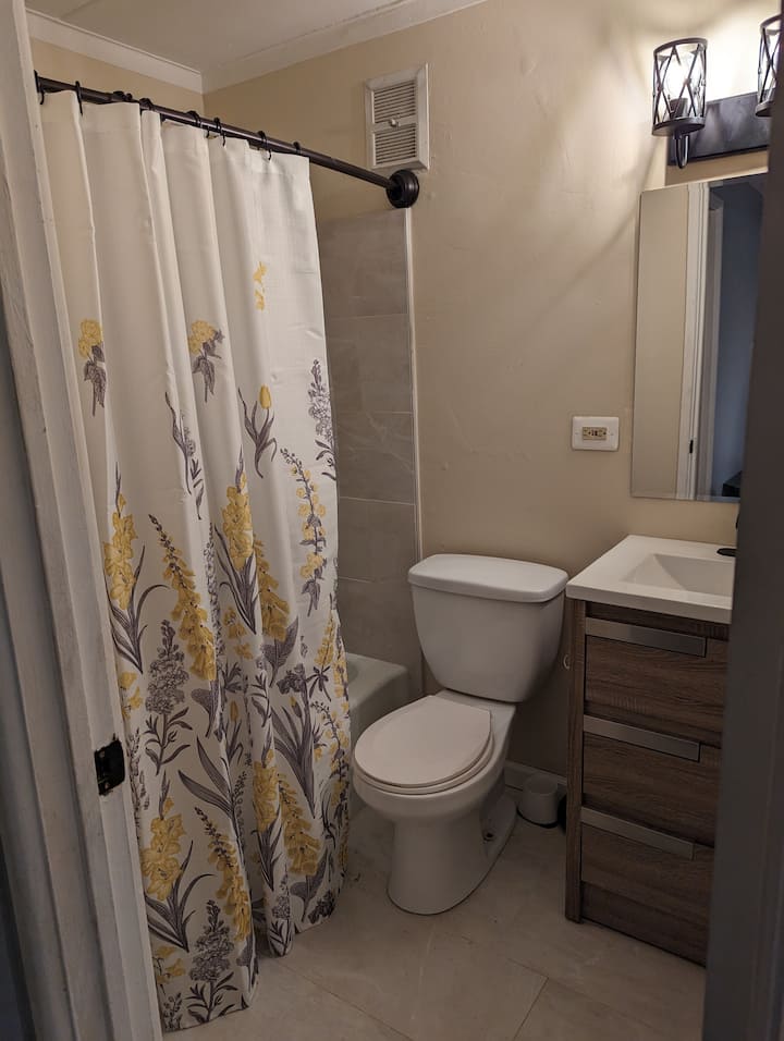 Cozy In The Middle Of Everything - Auburn Gresham - Chicago