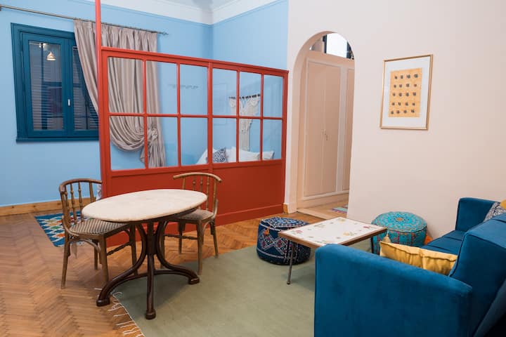 The Pink Powder Room / 5 Mins To Tahrir - Cairo