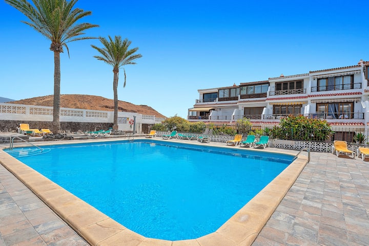 Sasha Tenerife - Aéroport de Ténérife Sud (TFS)