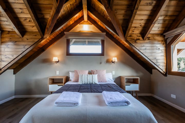 Ciervo- Dpto. Céntrico - Villa La Angostura