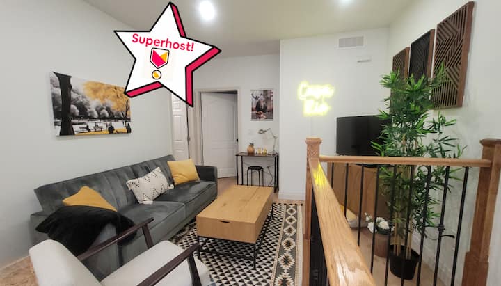 Cozy Spot In The Heart Of Windsor Walk To River - Windsor, ON, Canada