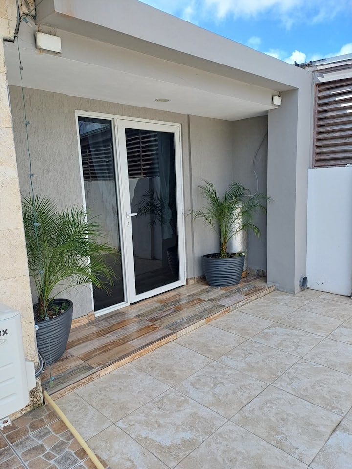 Limpio, Tranquilo - Aruba