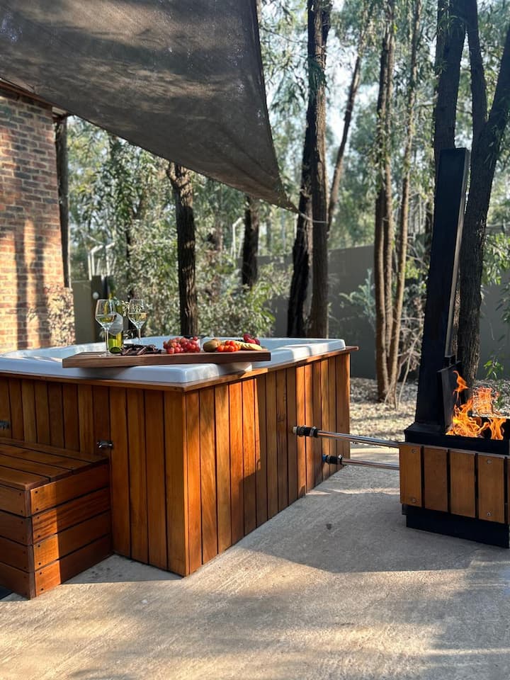 Luxury Tranquil Treehouse & Hot Tub In Pretoria - Afrique du Sud