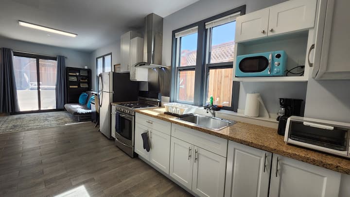 Modern Sf Studio | Portola - San Francisco, CA