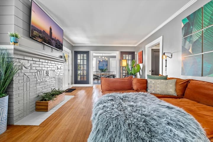 Luxury Atlanta Home – Spacious & Modern (12 Gsts) - Atlanta, GA