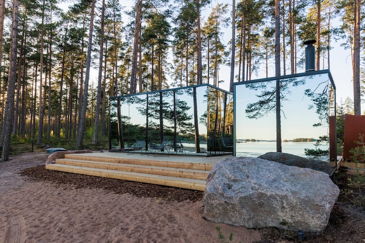 Beachfront ÖÖD Mirror House At Versso + Sauna - Pyhtään kirkonkylä