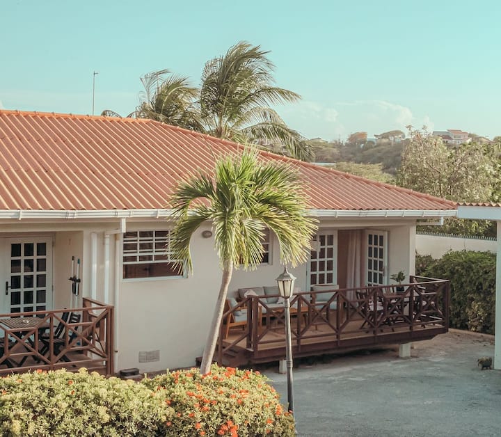 The Pink Panther, Near Mambo Beach Boulevard - Curaçao