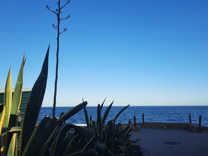 At Jardines Del Mar - Manilva