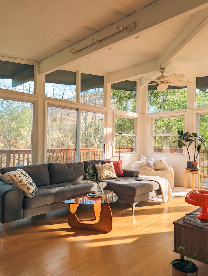 Modern Cabin–game Room– King Bed–mtn View–hiking - Margaretville, NY