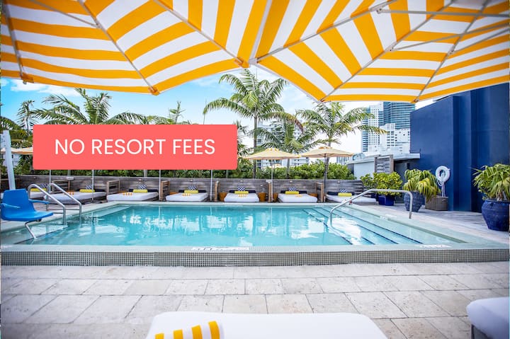 Miami Beach Chic Suite King Bed - Miami Beach