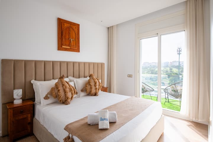 Vue Sur Skyline | Proche Plage | Piscine Publique - Rabat