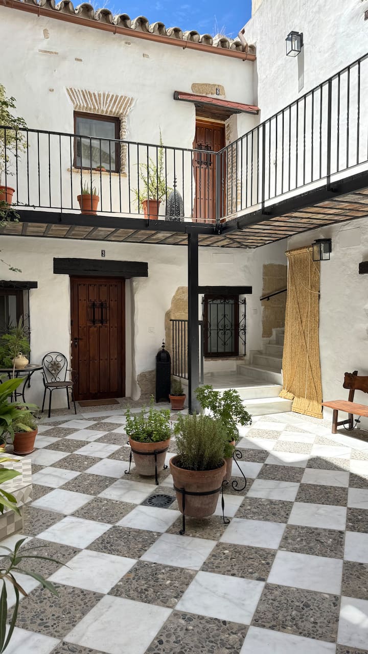 6 Jerez Siglo Xix: 1ª Planta Con Una Habitación - Jerez de la Frontera