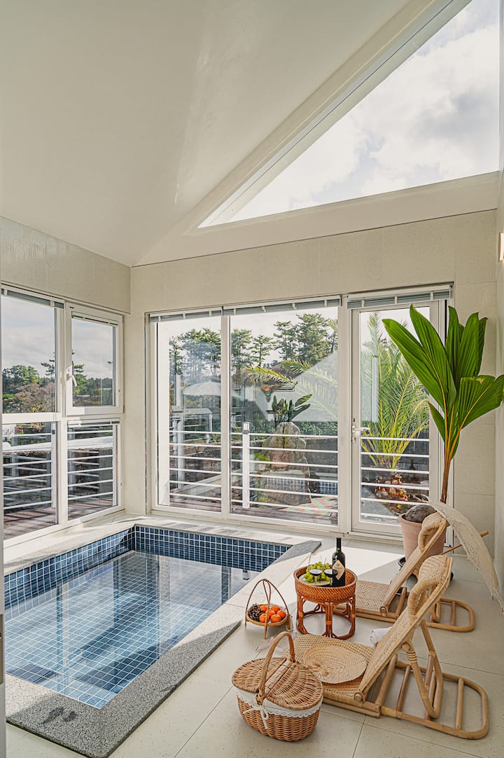 Private Jeju Stay . Gardenjacuzzi Family Friendly - Jeju-si