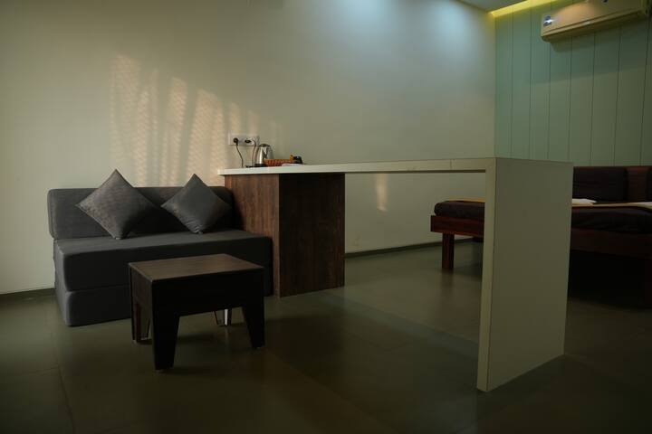 Room : Kingfisher - Murud