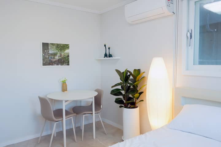 3min To Itaewon Stn /Rooftop/yard/ [Treehouse 203] - Seoul