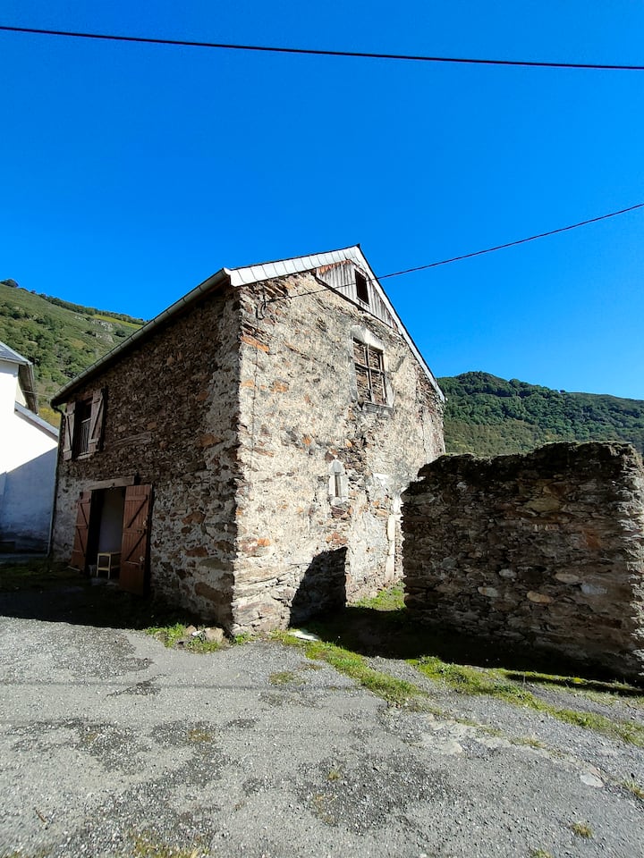 Gîte De Séjour à La Montagne Pour 10 Personnes - Le Mourtis