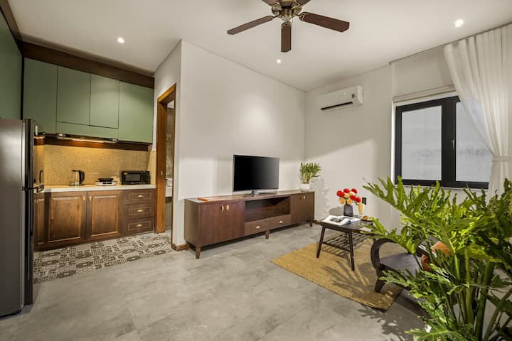New 5 Mins To The Beach | Spacious | Stylist|cozy - Đà Nẵng