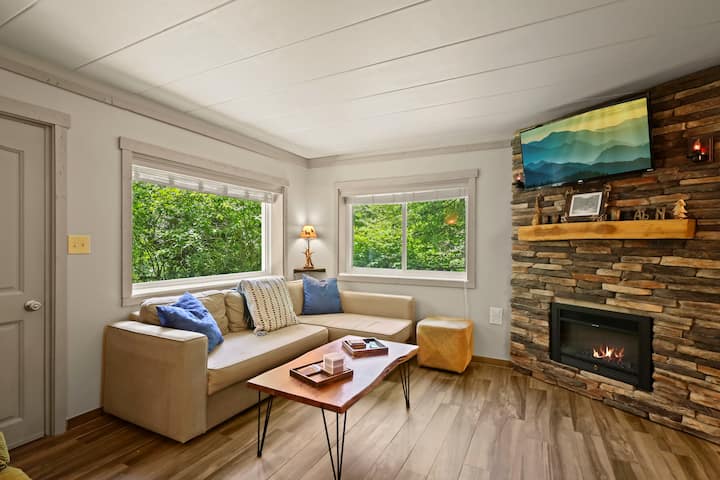 Walk To Downtown Br- Sleeps 6 - Blowing Rock, NC