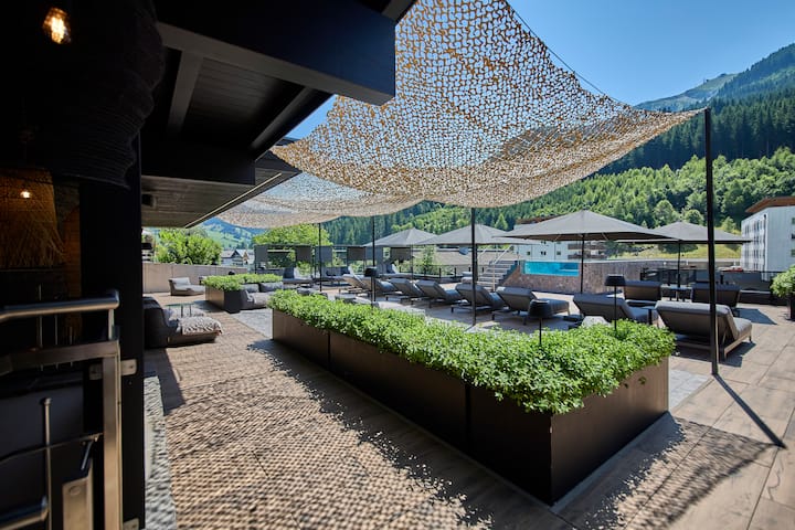 The Poolhouse Boutique Lodge - Top 8 - Saalbach-Hinterglemm