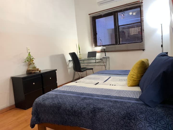 Cuarto Con Aire, Por Mes O Por Día (Centro Colima) - Colima