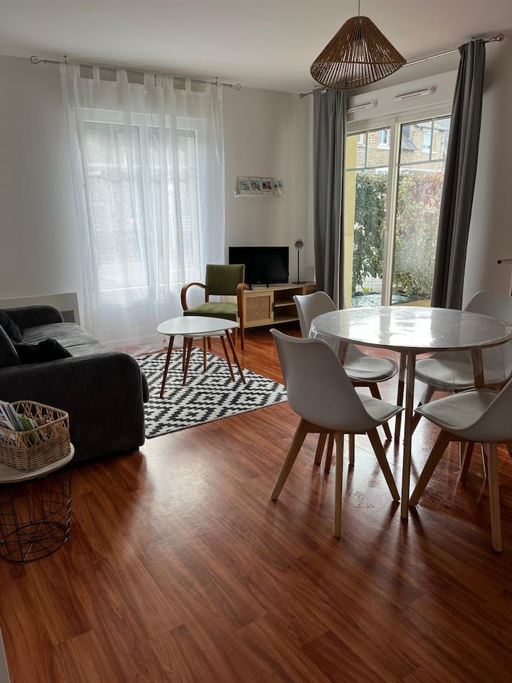 Appartement Avec Rez De Jardin à Dol De Bretagne - Dol-de-Bretagne