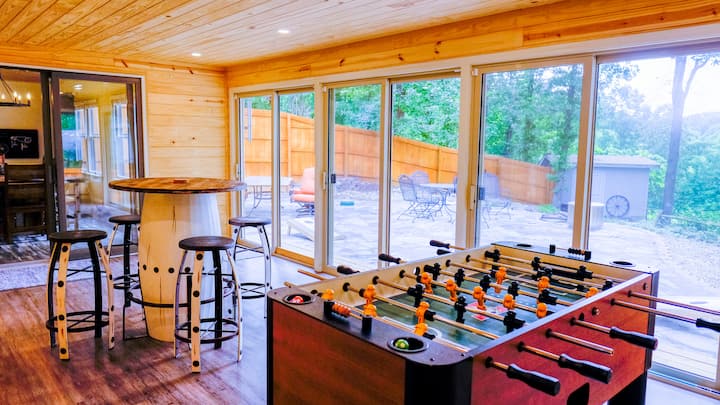 Trailside 3br | Family-friendly + Foosball & Games - Bella Vista, AR
