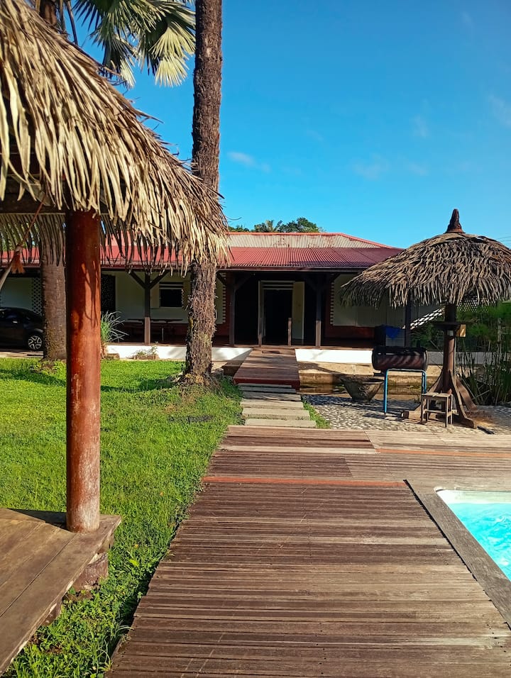 La Villa Des Palmiers Bleus - Piscine & Jardin - Guyane française