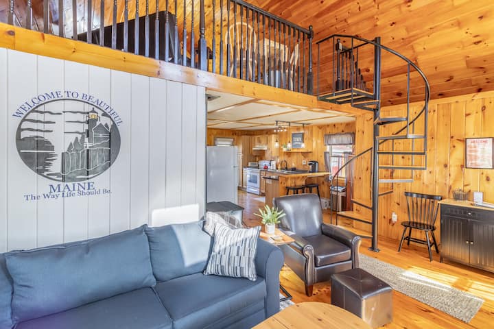 Cozy Cabin By The Creek - 7 Miles To Acadia! - Bar Harbor, ME