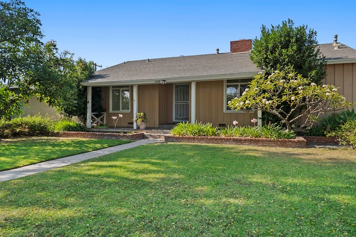 Santa Ana 3bd/2ba Home Only 10min To Disneyland - Santa Ana, CA