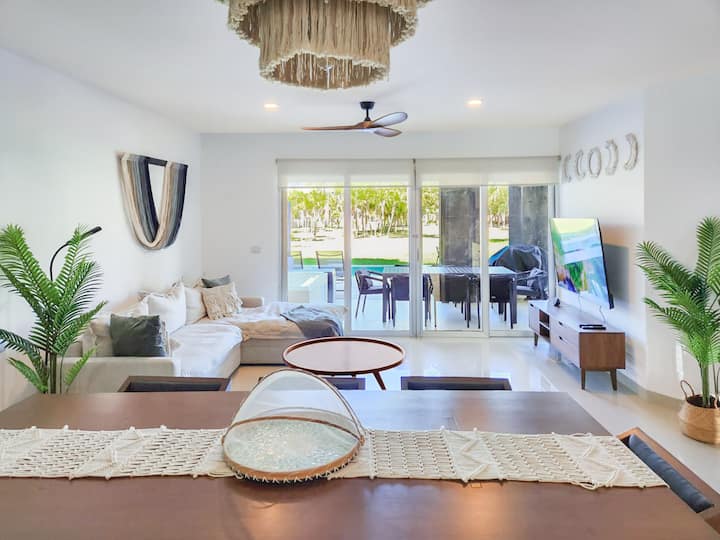 Private Pool  & Jacuzzi, By The Ocean, 2 Bdr Apt. - Playa del Carmen